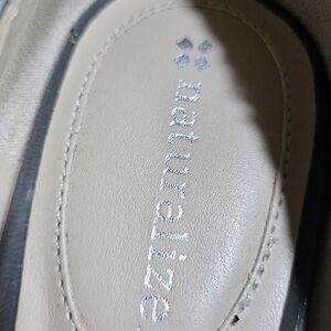 Naturalizer | Shoes | Naturalizer Gray Patent Leather Heels | Poshmark
